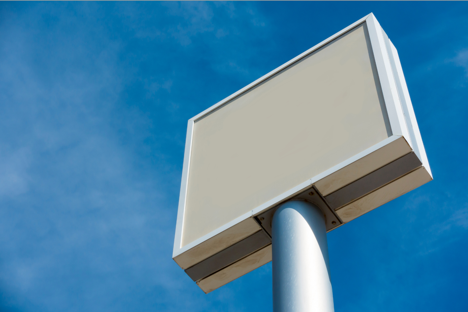 7 Modelos de Totem que Impulsionam suas Vendas e Engajam seu Público ...